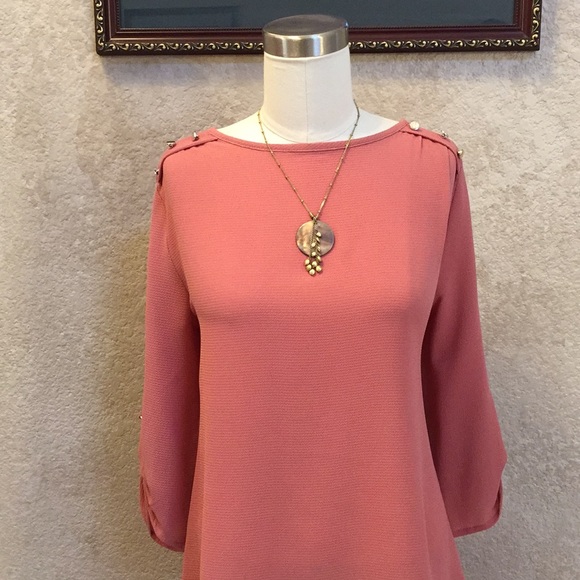 iris | Tops | Iris Blouse Euc | Poshmark